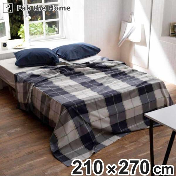 サイズ/約横210×縦270cm内容量/1枚材質/綿100％生産国/中国製●ネイビーのブロックチェックデザインのマルチカバー210×270cmです。●ソファカバーやベッドカバーなど、多用途にお使いいただけます。●生地表面に斜めのラインが現れ...