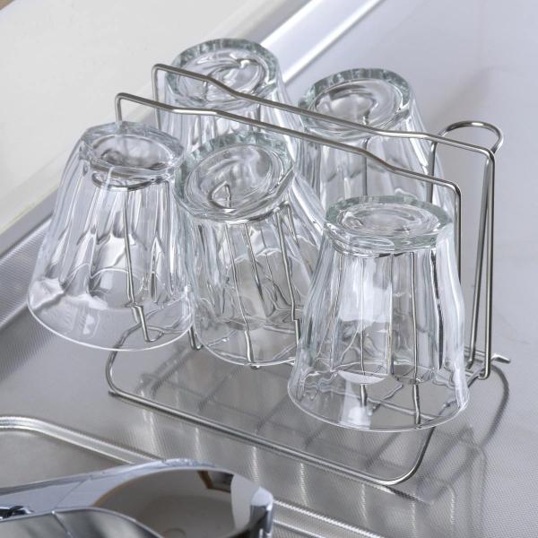 サイズ/約幅20×奥行13×高さ16cm内容量/1個材質/18-8ステンレス●毎日使うグラスの水切りや収納に便利なコップスタンドです。●収納スタンドとしても使用でき、棚の中でごちゃつきやすいグラスもすっきり収納できます。●水筒や牛乳パック、...