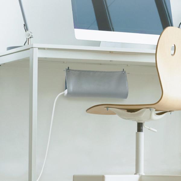 サイズ/約幅35×奥行8×高さ26cm内容量/1個材質/難燃性ポリエステル、スチール耐荷重/4kg●Utlimシリーズのハンギングケーブルポケットです。●デスク下で散らかりがちな電源タップやコード類をまとめて収納できます。●浮かせる収納で、...