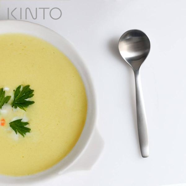 サイズ/約幅4×高さ16.5cm重量/約45g内容量/1本材質/18-8ステンレス鋼生産国/中国製食器洗い乾燥機/使用可能●シンプルなデザインのスープスプーンです。●幅広で深さがあり、具沢山のスープも食べやすい形です。●ヘアライン加工をほど...