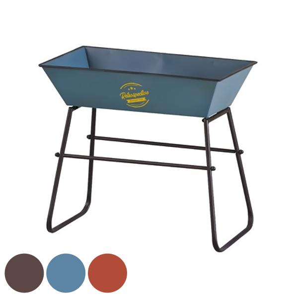 サイズ/約幅41×奥行23×高さ37.5cm内容量/1個材質/アイアン種類/ブラウン、ブルー、レッド生産国/中国製組立状態/お客様組立品●アメリカンレトロなデザインがお洒落なプランタースタンドです。●組立式で、脚部が折りたためるので使わない...