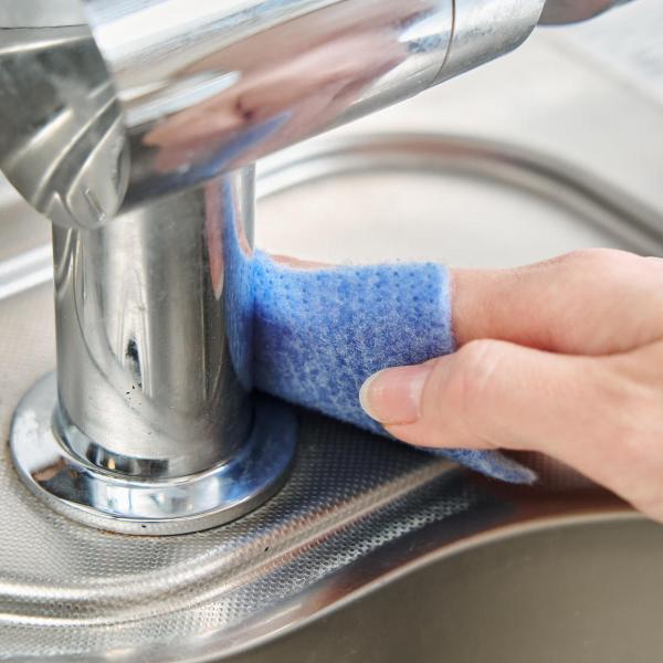 サイズ/約幅6×奥行0.4×高さ8cm重量/約1g内容量/12枚入材質/アクリル不織布（特殊加工）生産国/日本製●落ちにくい汚れも、水を付けて擦るだけで簡単に落とせます。●気になる汚れにサッと使える嬉しい使い切りサイズです。●キッチンや浴室...