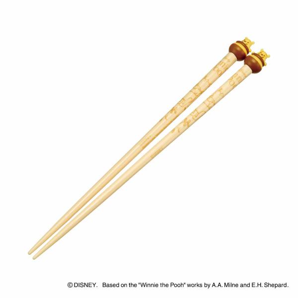 サイズ/約高さ21cm内容量/1膳材質/箸：メタクリル樹脂マスコット：スチロール樹脂生産国/中国製耐熱温度/80度食器洗い乾燥機/使用不可電子レンジ/使用不可滑り止め/加工あり●くまのプーさんのマスコット付お箸です。●使いやすく持ちやすい2...