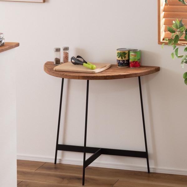 サイズ/約幅83×奥行35×高さ72cm重量/約7.8kg内容量/1台材質/天然木(パイン古材) 水性塗装 アイアン 粉体塗装カラー/ブラウン組立状態/お客様組立品●パイン古材×アイアンのモダンヴィンテージな組み合わせのコンソールテーブルで...