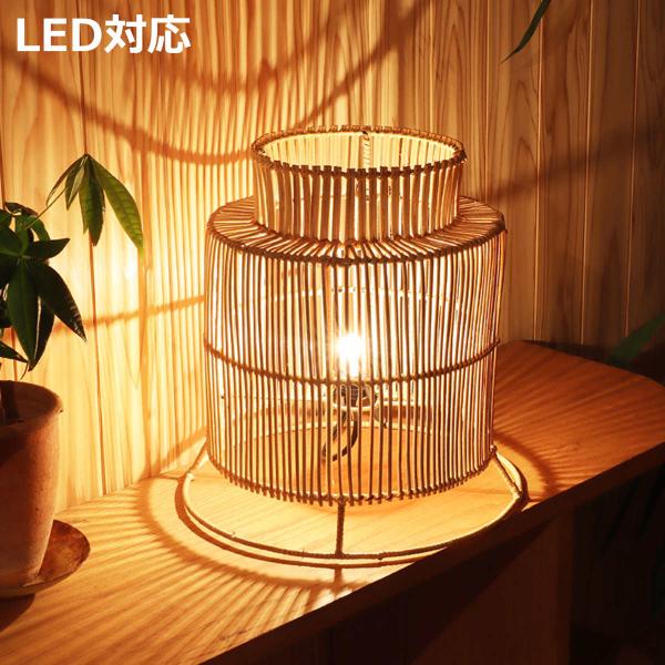 サイズ/約高さ27cm直径：約25cm内容量/1個付属品：ハネ付コード（2ｍ）口金E12-20W白熱球1個（ナツメ球）材質/ラタン、アイアン生産国/インドネシア製●ラタンで編まれた、雰囲気たっぷりのスタンドランプです。●リゾート風のインテリ...