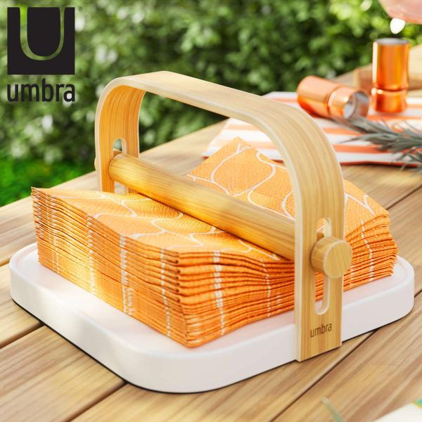 サイズ/約幅22.5×奥行19.5×高さ13cm内容量/1個材質/アッシュウッド、リサイクルABS樹脂、セメント、ポプラBPAフリー生産国/中国製●オシャレなデザインのナプキンホルダーです。●外で使っても風に飛ばされにくいバー付きです。●B...