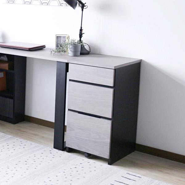 サイズ/約幅40×奥行46×高さ76cm内容量/1台材質/突板（天然木工芸突板）生産国/中国製引き出し段数/3段キャスター/付き耐荷重/約30kg組立状態/完成品（一部取付）梱包サイズ/幅43×奥行50×高さ80cmお届け梱包数/1個口●多...