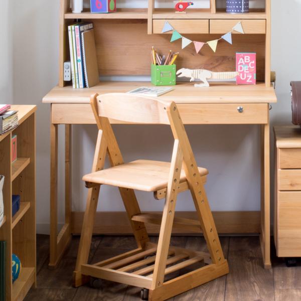 サイズ/約幅100×奥行55×高さ74cm内容量/1台材質/アルダー材オイル塗装生産国/中国製耐荷重/約70kg組立状態/お客様組立品梱包サイズ/幅63×奥行23×高さ105cmお届け梱包数/1個口●お子様から大人まで幅広く、永くご愛用いた...