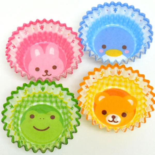 サイズ/約高さ3cm直径：約5cm内容量/20枚入り（4柄アソート）材質/パルプ、内面PETフィルムラミ電子レンジ/使用可能オーブン/使用不可●おかずを食べきると動物の顔が見えてくる、遊び心ある弁当用おかずカップです。●今日は何が出るかな？...