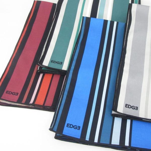 サイズ/約横53×縦53cm内容量/1枚材質/綿100％種類/レッド、グリーン、ブルー、ブラック生産国/日本製●年齢や性別を問わず使えるお洒落なストライプ柄のランチクロスです。●サイズは53×53cmで二段弁当箱も包むことができます。●三角...