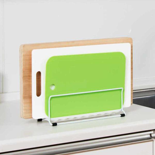 サイズ/約幅27×奥行11×高さ13cm内容量/1個材質/本体：スチール（粉体塗装）トレー：ポリプロピレン脚ゴム：合成ゴム耐熱温度/100度●厚さ、サイズの違うまな板3枚をスッキリ収納できるまな板スタンドです。●差し込みやすいガイド付きです...