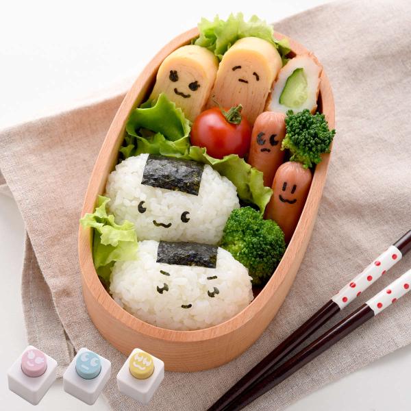 サイズ/約幅2.5×奥行2.5×高さ3cm※1個あたり重量/約25g※1個あたり内容量/3種×各1個材質/ABS樹脂、亜鉛合金生産国/中国製食器洗い乾燥機/使用不可●穴あけパンチの要領で海苔を挟んでパチンと押すだけで、簡単に顔のパーツを抜く...