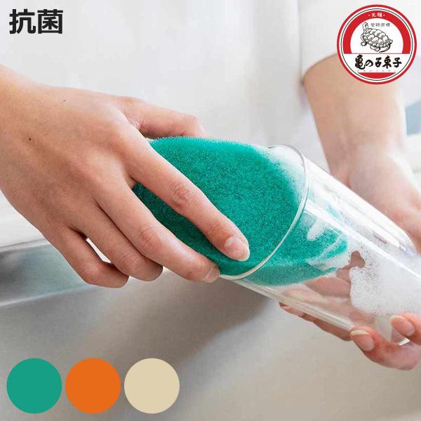 サイズ/約幅7.5×奥行3.2×高さ13.5cm内容量/1個材質/ポリウレタン、銀系無機抗菌剤種類/グリーン、オレンジ、クリーム耐熱温度/120度●持ちやすく、手になじむ亀の子スポンジDo木の葉型です。●両端が細いので、細かな汚れを落としや...