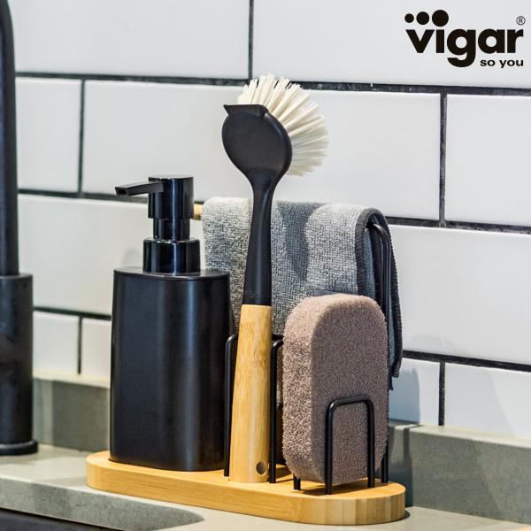 サイズ/約幅22×奥行8.6×高さ25cmブラシ：幅24×奥行6.5×高さ6.3cmボトル：幅7.8×奥行5.5×高さ18cmスポンジ：幅7.3×奥行10.8×高さ2cmクロス：幅24×奥行2×高さ0.1cm容量/ボトル容量：350ml内容...