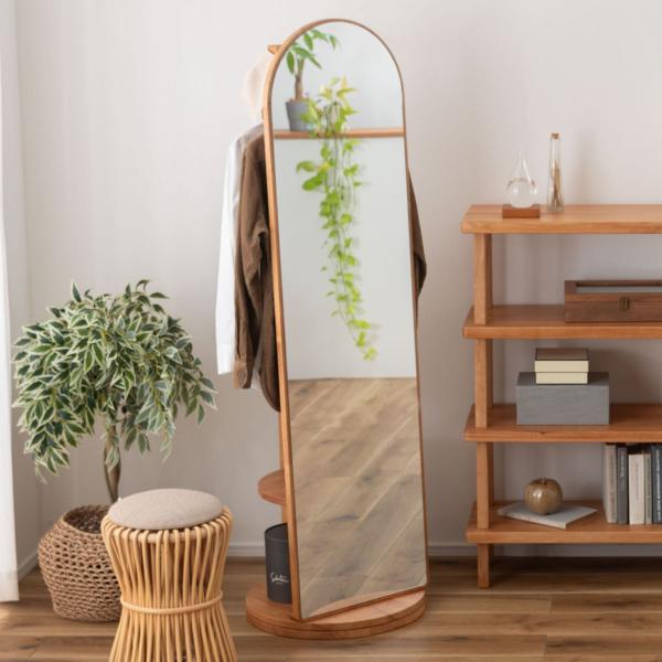 サイズ/約幅45×奥行45×高さ150cm内容量/1台材質/天然木（ラバーウッド）、ラッカー塗装、5mm飛散防止ミラー生産国/ベトナム製組立状態/お客様組立品梱包サイズ/約幅51×奥行150×高さ14cmお届け梱包数/1個口●背面に収納ハン...