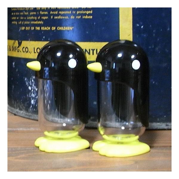 フランスの雑貨屋さんブランドのLa Chaise Longue(ラ・シェーズロング)のかわいいペンギンのディスペンサー、ソルト＆ペッパーです。ラ・シェーズロングらしいユニークでかわいいディスペンサーで、ごはんタイムが楽しくなります。【お取扱...