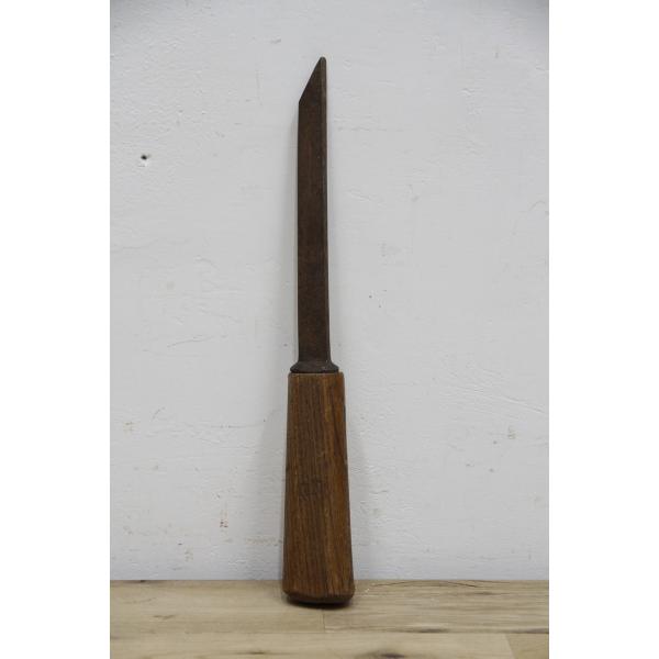 ヴィンテージBELZER製　のみ　工具工具メーカーBELZERとは1884年、ライン川沿いに位置するドイツ産業革命の中心地ヴッパータールにてロバート・ベルツァーが工具工場を設立。全体的に錆、傷などあります。長期保管品と理解の上検討お願いしま...