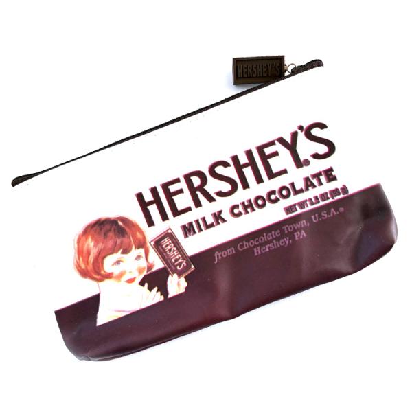 【スペック】サイズ：（約）高さ11.5×幅29.5×厚み1cm素材：PVC ラバーブランド：HERSHEY'S ハーシーズ【注意事項】底部分に若干のプリントの剥げがございます。予めご了承ください。