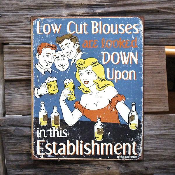 【スペック】サイズ：40.5×31.7cm※本体には四隅に壁面取り付け用のピンホールが開けられています。素材：ブリキメーカー：DESPARATE(USA)原産国：アメリカ合衆国Made in USA