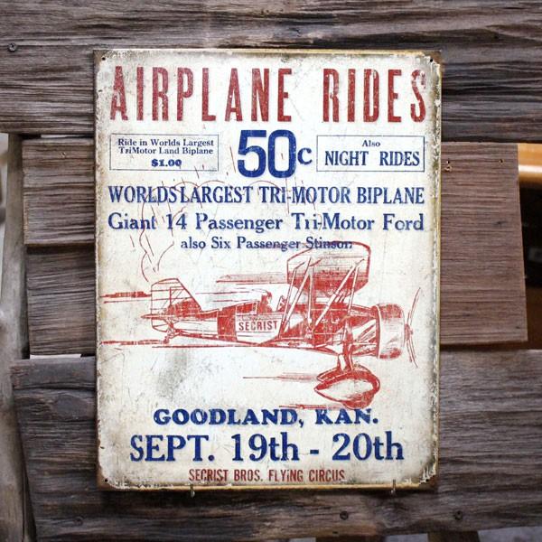 【スペック】サイズ：40.5×31.7cm※本体には四隅に壁面取り付け用のピンホールが開けられています。素材：ブリキメーカー：DESPARATE(USA)原産国：アメリカ合衆国Made in USA