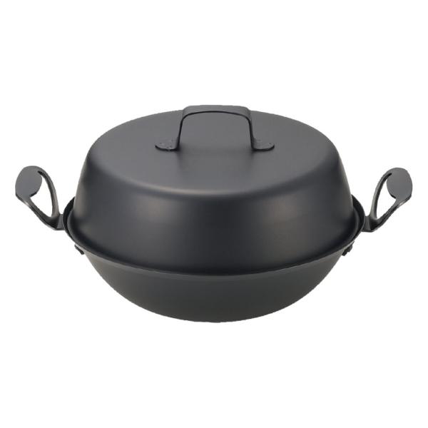 アウトドアで燻製が簡単にできる鉄製の燻製器。お好みのチップ（別売）で、玉子にチーズなど身近な素材でお楽しみ頂けます。素材： 鉄・アルミメッキ・クロムメッキ付属品、セット内容： 屋外専用・取説重量： 1899g現品サイズ： 366×283×1...