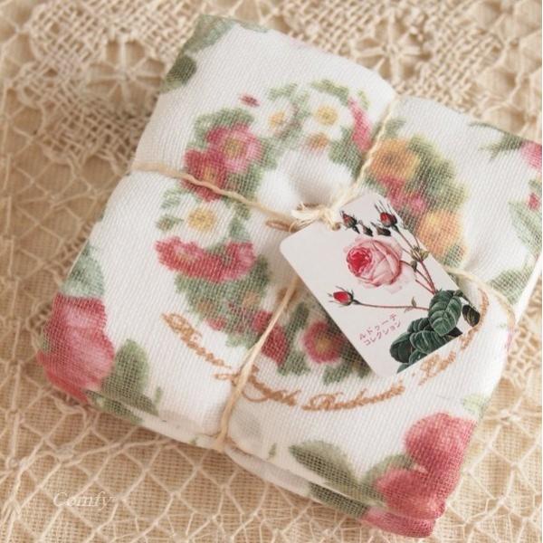 薔薇好きなら、やっぱりルドゥーテ！ルドゥーテシリーズ、プリントティータオルです。人気のリース柄です♪ふく・敷く・掛ける。 可愛さと実用性を兼ね備えたキッチンクロスです。ランチョンマット、花瓶敷き、ディッシュクロスなどなど、用途はたくさん！上...