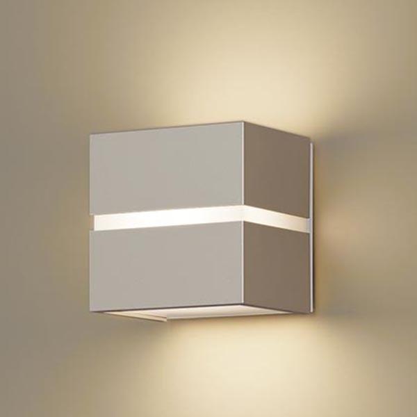 ●LED交換不可●電球色2700K●Ra83●センサなし●固有エネルギー消費効率：6.1W・225 lm・36.8 lm/W●入力電流0.13A（100V）●光のラインが、器具のデザインを引き締め。●（注）LEDにはバラツキがあるため、同一...