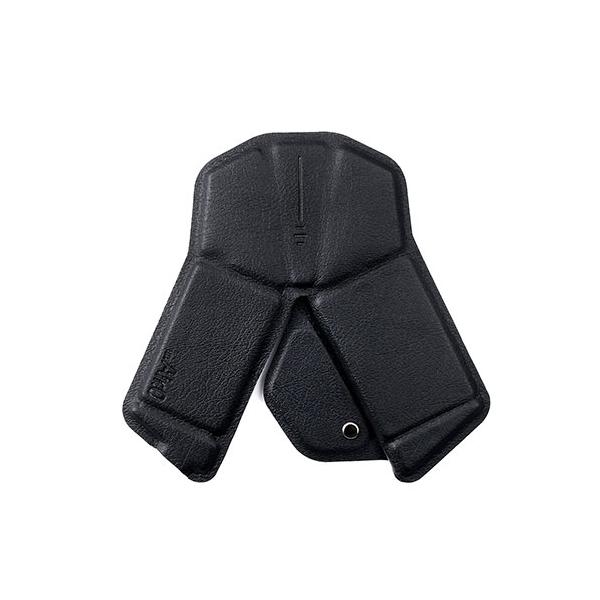 【OriMouse(オリマウス)は、0.5秒で薄さ5ミリからフルサイズマウスに変形する折り紙構造のワイヤレスマウスです。携帯性を最優先した特殊設計に快適なクリックやスクロール、ポインター移動を実現しまし】 検索キーワード:　 キーボード／マ...