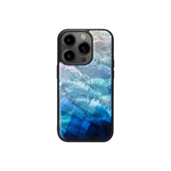 【ikins(アイキンス)の「天然貝ケース Lake」 は、天然の貝を使用して美しい湖を表現したケースです。】 検索キーワード:Ｉｋｉｎｓ モバイルアクセサリー（ケース／カバー）|　 スマホケース iPhone15 メーカー型番:I2548...