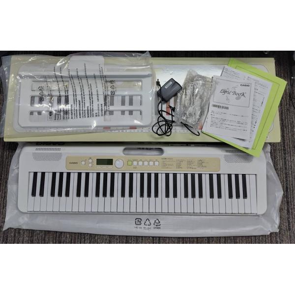 〜ご覧いただきありがとうございます〜※値下げ不可※【良品】CASIO LK-325 光ナビゲーションキーボード/電子ピアノS/N: 878EDC12J013267AAA購入日: 2023/09/14◆商品の状態◆目立つ傷や汚れなし。状態は良...