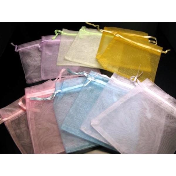 ■サイズ・重さなど：Mサイズ: 縦約12-13cm横約9-10cm(平置き寸法。若干のサイズの誤差はございます。)■商品説明：ブレス用オーガンジー袋、一般的なブレスにピッタリのMサイズ。 必需品ですね！