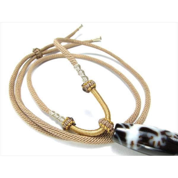 ■サイズ・重さなど：首周りサイズ約60cm前後 サイズ調節付き。■名称など：デザイン組み紐ネックレス■商品説明：天珠・天然石が装着可能！天珠用のデザイン紐が入荷しました！組み紐で仕上げられており、先端部分は2本の細い紐（ひも）になっています...