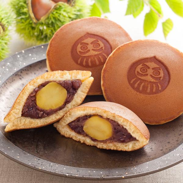 柔らかい栗がまるごと1つ入った、可愛らしいどら焼きです。やさしい甘さの国産つぶ餡が、栗の美味しさを引き立てます。■仕様： ・内容量：栗どら焼き×8個・賞味期限：220×300×80mm・賞味期限：常温30日・特定原材料：小麦・卵・乳成分