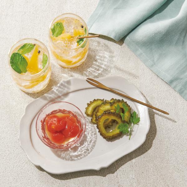 ピクルスそのものをお肉やお野菜、お魚のトッピングにしたり、細かく刻んでソースとしても美味しくいただけます。好みのお酒に入れればお洒落なカクテルにも。■仕様:・内容量：うるまピクルス（ゴーヤ 160g、トマト 155g、パッションパイン 15...