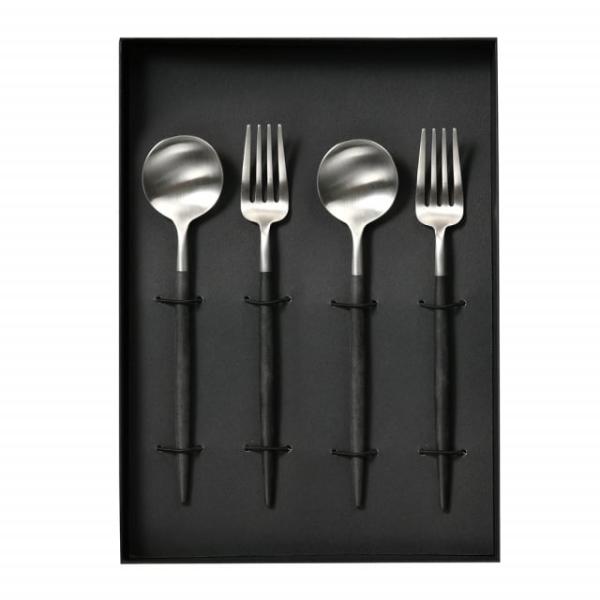 GOA（ゴア）シリーズ・デザートフォークです。洋食器から和食器まで、テーブルウェアを選ばずお使いいただけます。樹脂製の柄は軽くて手になじみやすく、使いやすいデザインです。樹脂製の柄は軽くて手になじみやすく、使いやすいデザインです。ブラックの...