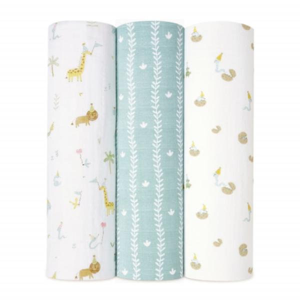 モスリンコットンは糸目が細く粗織で通気性が高い布です。夏は涼しく、冬は快適な暖かさを保つことができます。大判（120cm×120cm）ですので、おむつ台カバーやシーツ、授乳ケープ、日よけカバー、ブランケットなど、多目的にお使い頂けます。 ま...