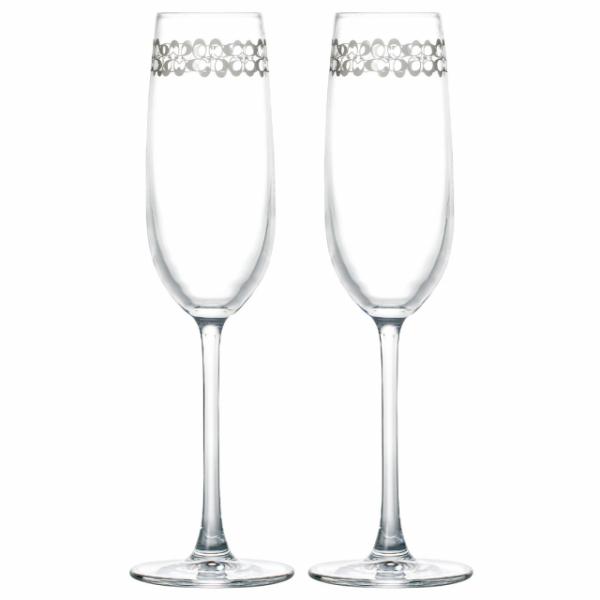 透明度の高いシンプルなデザインのシャンパングラス。食卓やパーティーシーンをさらに上質なものへと演出します。コーチは、1941年にニューヨークで創立されたグローバルファッション・ブランドです。クリエイティブ・ディレクターのスチュアート・ヴィヴ...