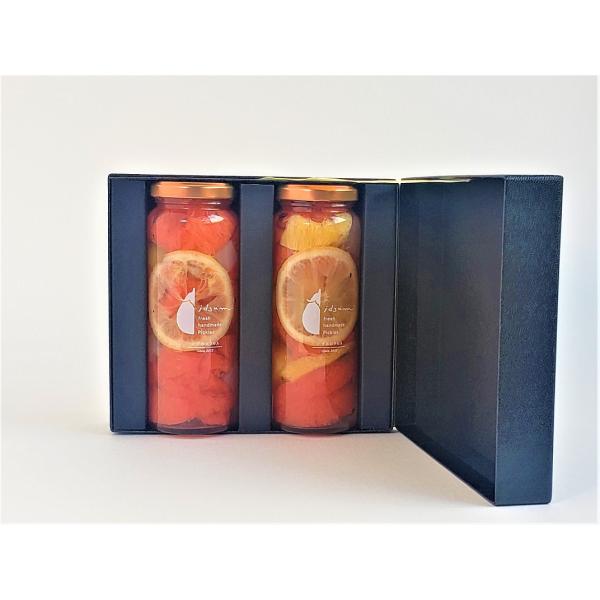 グレープフルーツ、ぶどう、レモンが爽やかなお酢と調和したフルーツピクルスで、フルーツをよりフレッシュに美味しく食べられます。オレンジ、グレープフルーツ、レモンの3種のシトラスとパイナップルが爽やかなお酢と調和したフルーツピクルスで、フルーツ...