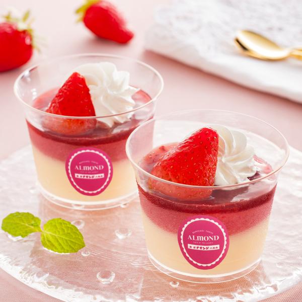 六本木アマンドをイメージした可愛らしいプリンパフェ。甘酸っぱい苺のソース、プリン、カスタード感のあるなめらかな口どけのプリンの3層仕立てのデザートです。内容：苺のプリンパフェ×5生産国：日本賞味期限／消費期限：製造日より冷凍90日配送・お届...