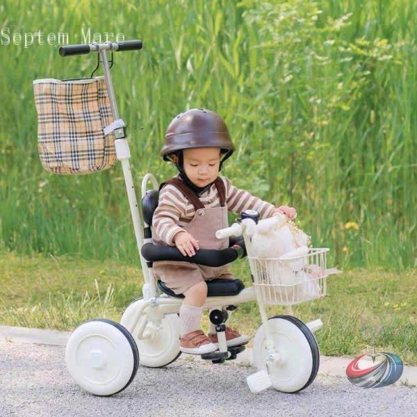 商品の説明：3in1三輪車お子様の成長に合わせて3段階で使用可能です。セキュリティーサポートワンタッチで開閉できる安全バーが付きます。10ヶ月の赤ちゃんでも安心してご使用頂けます。折りたたみ式足置き足がペダルに届かないときは、足置きに置くこ...