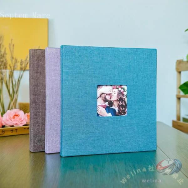 本体寸法:縦290×横270×背幅30mm（40ページ）収納枚数360枚 素材：布地表紙（綿）BOPP Film（ポリプロピレン）粘着タイプ白い台紙●粘着タイプのフリー台紙:フリー台紙だから、Lサイズ、2Lサイズ、KGサイズなどのサイズ違い...