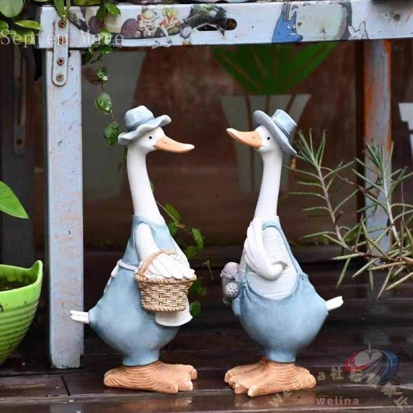 素材：樹脂　サイズ：バッグを提げる：横約13cm　幅約10cm　高さ約31cm　重さ約0.45kg 　水筒を提げる：横約13cm　幅約9cm　高さ約30cm　重さ約0.45kg　カラー：ブルー　優しい色合いやほのぼのしたデザインが特徴的なア...