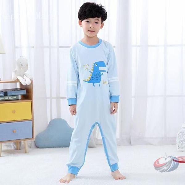 90 着丈78 袖丈34 バスト60 2-3歳 身長85-95cm 体重10-14kg100 着丈83 袖丈36 バスト64 3-4歳 身長95-105cm 体重14-16kg110 着丈87 袖丈38 バスト68 4-5.5歳 身長105...