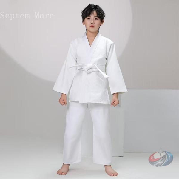 家具や生活雑貨 衣類 おもちゃ アウトドア用品。