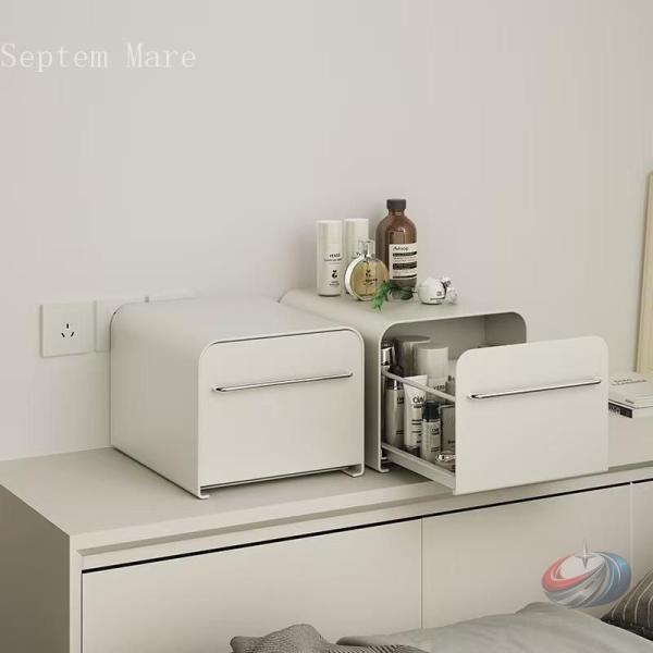 ノンストレス！スムーズな引き出し開閉スライドレール式の引き出しだからスムーズに開閉。たくさん収納しても簡単に引き出せます。開閉時の音が気にならない！静音設計の扉扉に開閉音を軽減するためのクッションが付いているため静音で音が気になりません。外...