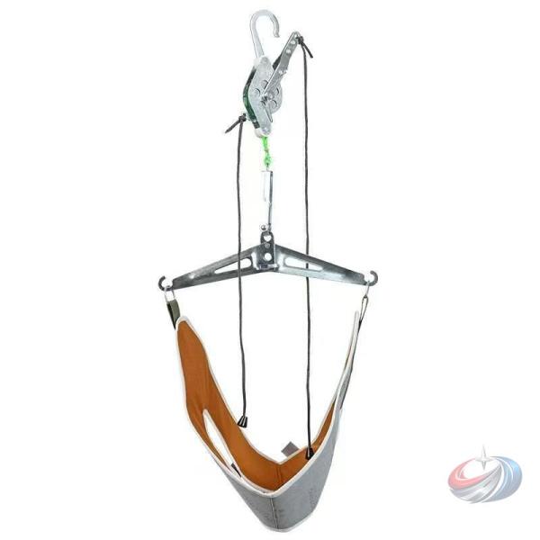 ご注意：本品はリラクゼーションを目的とし、医療機器ではありません。使用方法本体から出ている紐を引っ張りご自身の力で頸椎を伸ばすだけです。2本出ているグレーの紐をカチカチゆっくり引っ張り、もう片方の紐で引っ張ると解除されて牽引が緩みます。使用...