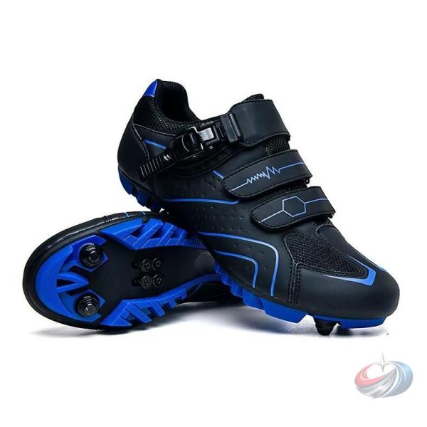 素材 ：アッパーは合成レザーとメッシュ素材を採用して通気性と快適性に優れます。ソールは耐摩耗性のナイロンソールを使用し、特別なマウンテンロックとロードロックのデザインを備えている。アッパーには複数の通気孔があり、湿気が蒸発しやすい、通気性が...