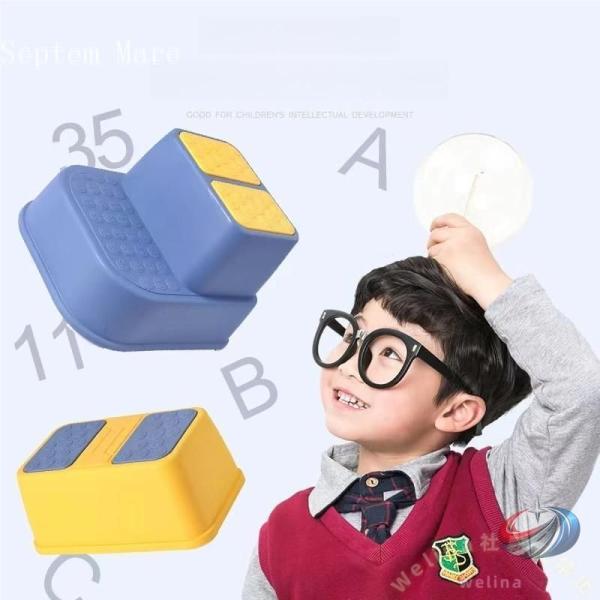 商品情報トイレスツール材質：防水：ポリプロピレン材料は安全で信頼性が高く環境、無害な素材ですので安心してお使い頂けます、耐荷重が強い、異味が生じない 、健康と汚染無料まだ踏み台は底の滑り止めパッドはそれはより安定して快適です。多用途トイレ・...