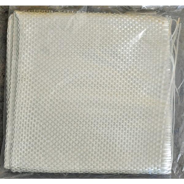 より強度が必要な場所に使用します。厚みが有るため、平面用の補強材になります。曲した形や細かい形には使用できません。※1ｍｘ1ｍにカットしてる商品を用意しております。誠に申し訳ございませんが、希望サイズは、お受けできません。