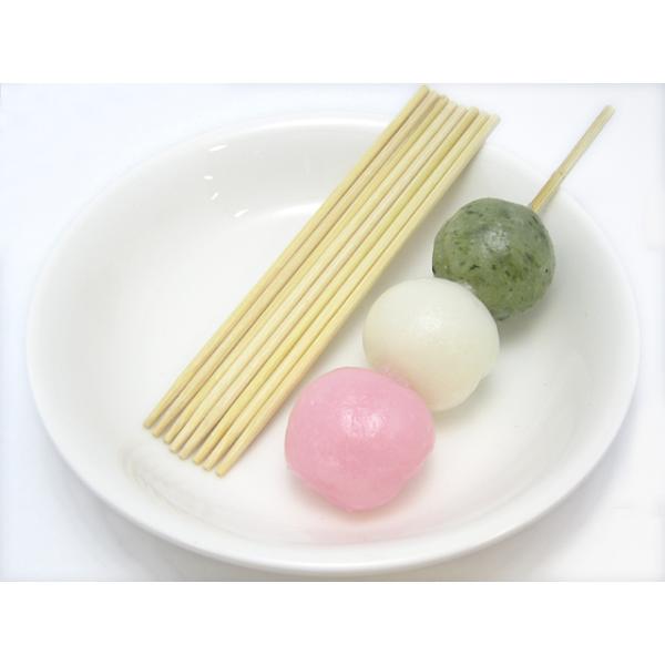 竹串の先端をカットした団子用の竹串です。衛生的な袋タイプとなります。2万本単位での大量仕入のため、大変お求めやすい価格での販売が可能となっております。サイズ:3mm×120mm商品詳細＜商品名＞団子用 竹串 【3mm×120mm】＜原材料名...